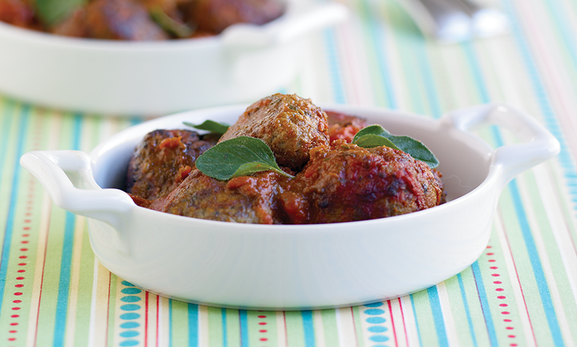 Beef Meatballs with Tomato Sauce – Celebrity Slim